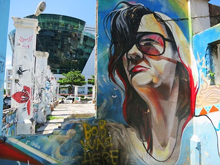 Street Art Graffiti Building in Kota Kinabalu City - MySabah.com