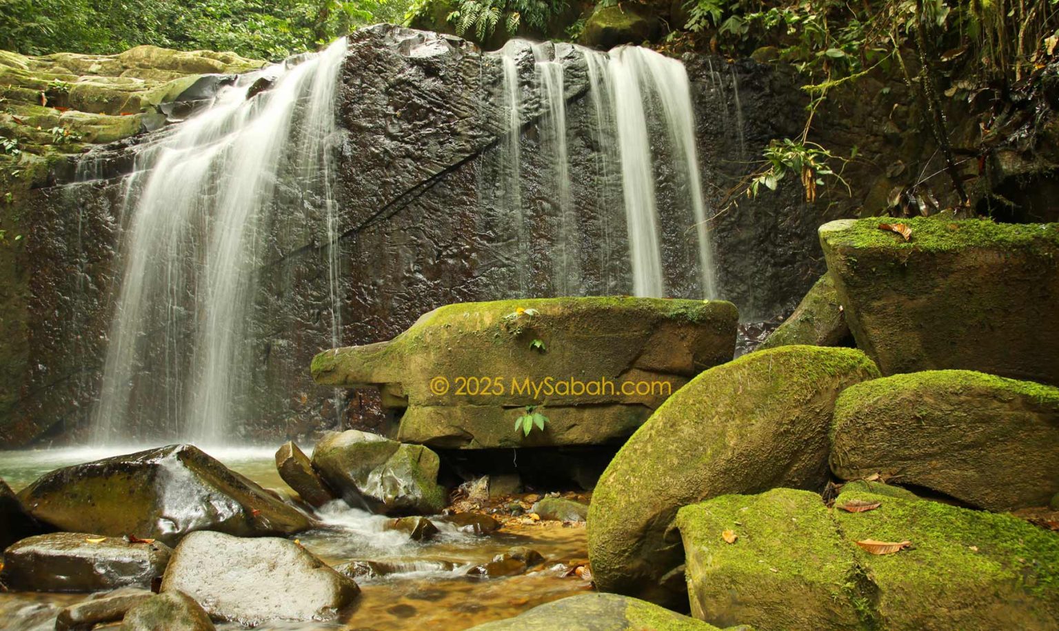 Climbing Bombalai Hill, an Ancient Volcano - MySabah.com