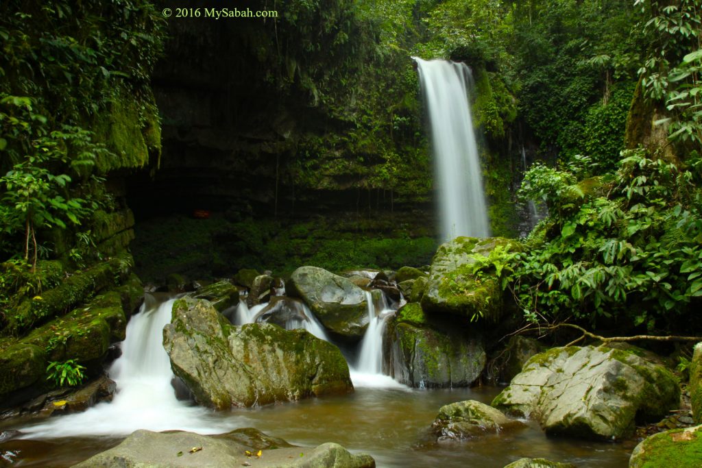 Mahua Waterfall, clean & cold water from Borneo mountain - MySabah.com