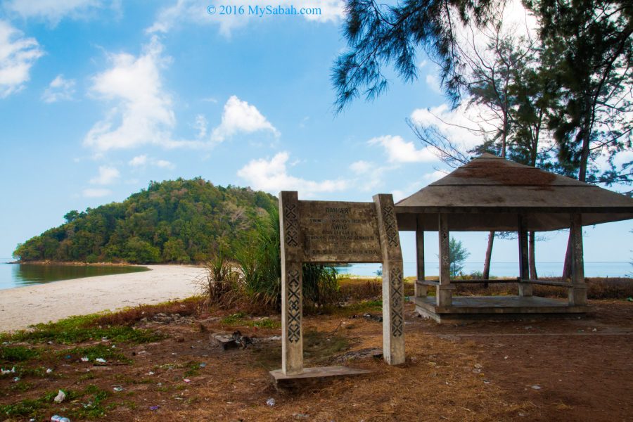 Kelambu, One Island and Two Beaches - MySabah.com