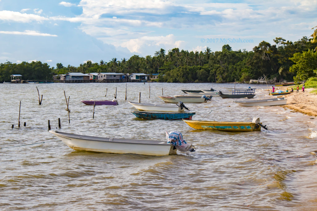 Malubang, a beautiful fishing village in Pitas - MySabah.com