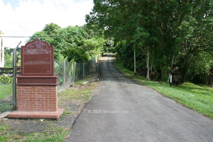 Starcevich Memorial Monument - MySabah.com