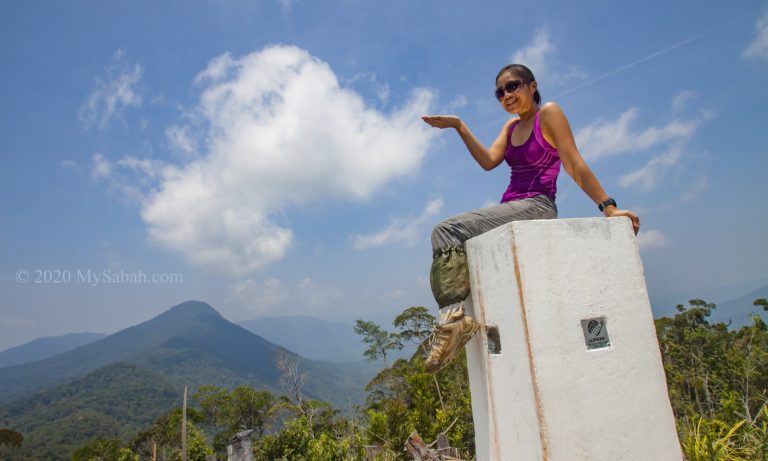 10 Breathtaking Hills and Mountains of Sabah [Bonus: List of 140+ Hills ...