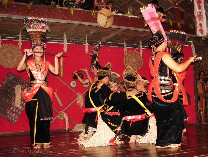 Sumazau Dance, the Cultural Symbol of Sabah - MySabah.com