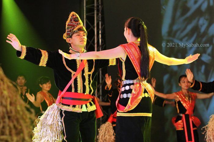 Sumazau Dance, the Cultural Symbol of Sabah - MySabah.com