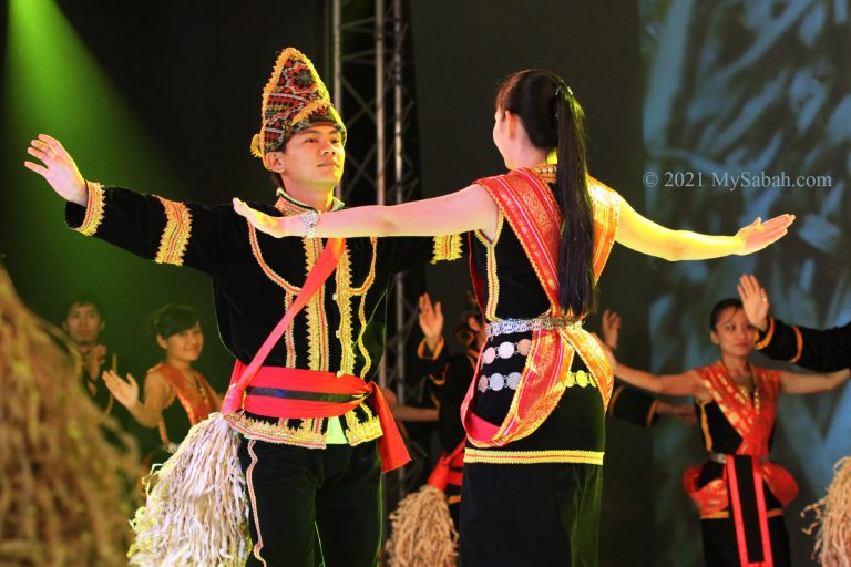 Sumazau Dance, the Cultural Symbol of Sabah - MySabah.com
