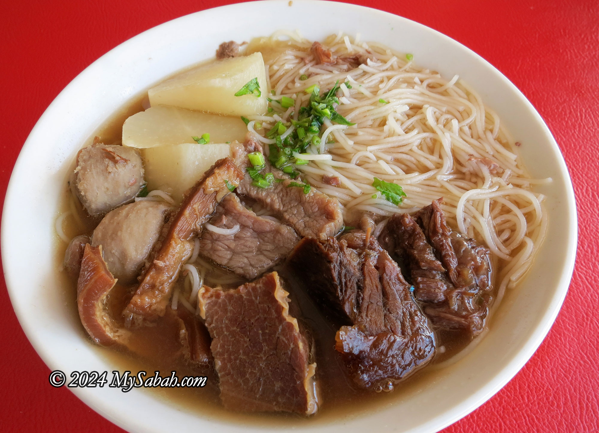 The Best Ngiu Chap (Beef Noodle) of Sabah - MySabah.com